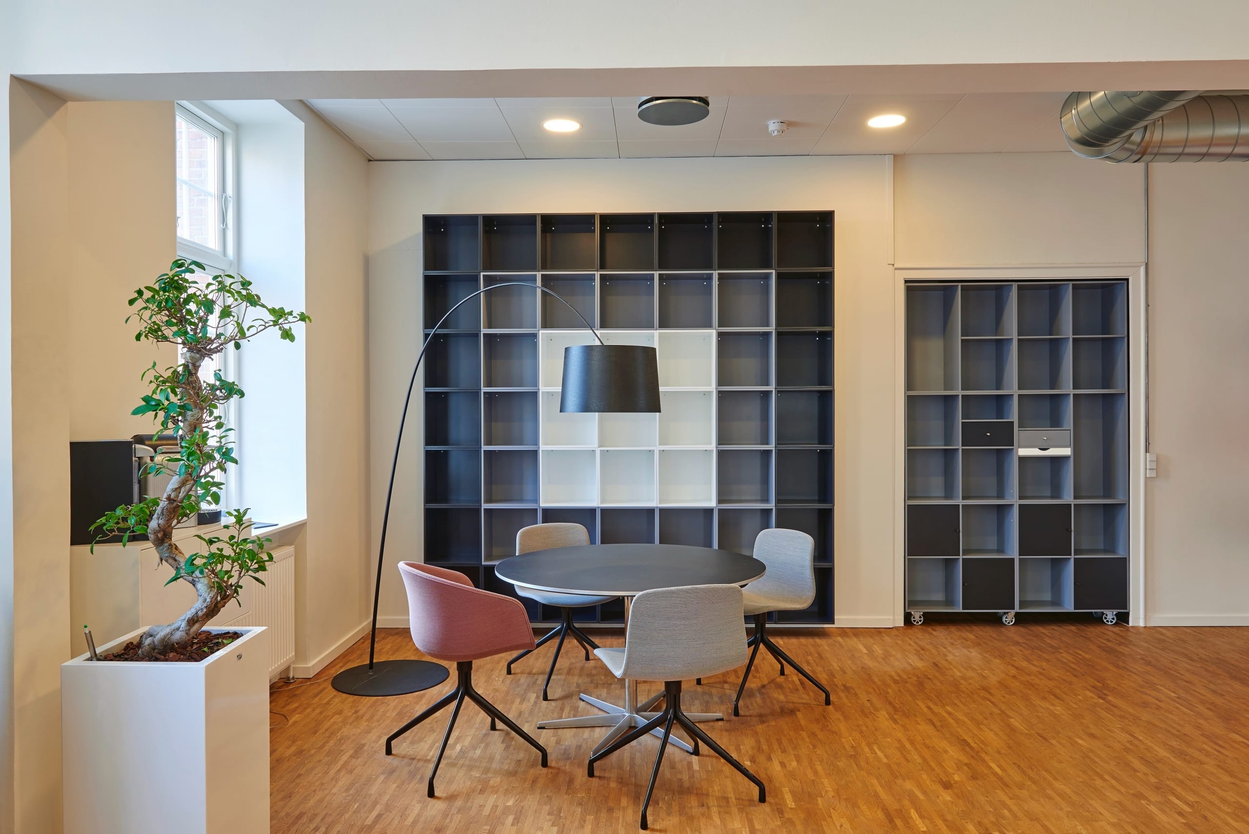 Choosing Your First Business Premises as an Entrepreneur: 4 Top Tips ...