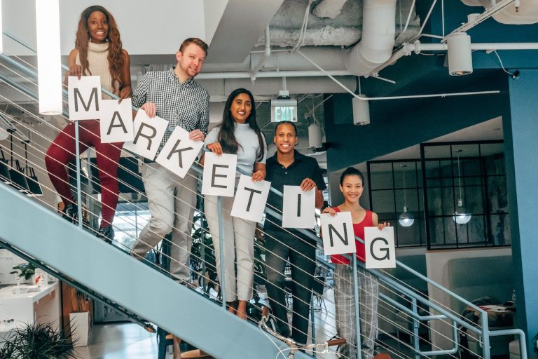 5 Reasons Why You Should Use Color Printing Flyers for Your Marketing ...